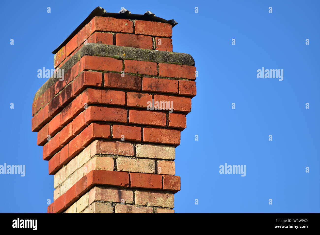Bricks cover hi-res stock photography and images - Alamy