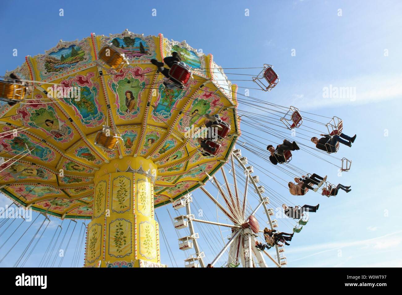 Giant Wheel Fun Fair Ride High Resolution Stock Photography and Images ...