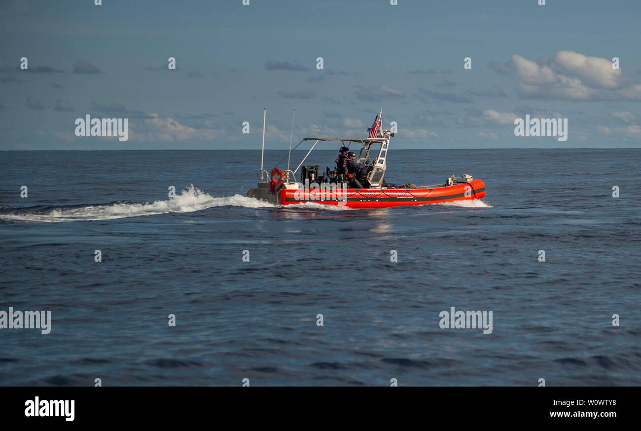 U s coast guard cutter mohawk wmec 913 hi-res stock photography and ...