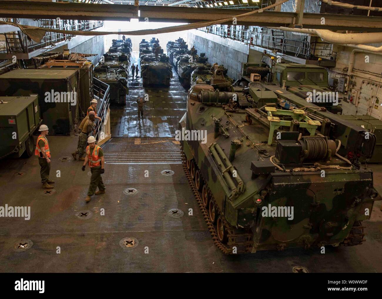 Aav r7 hi-res stock photography and images - Alamy