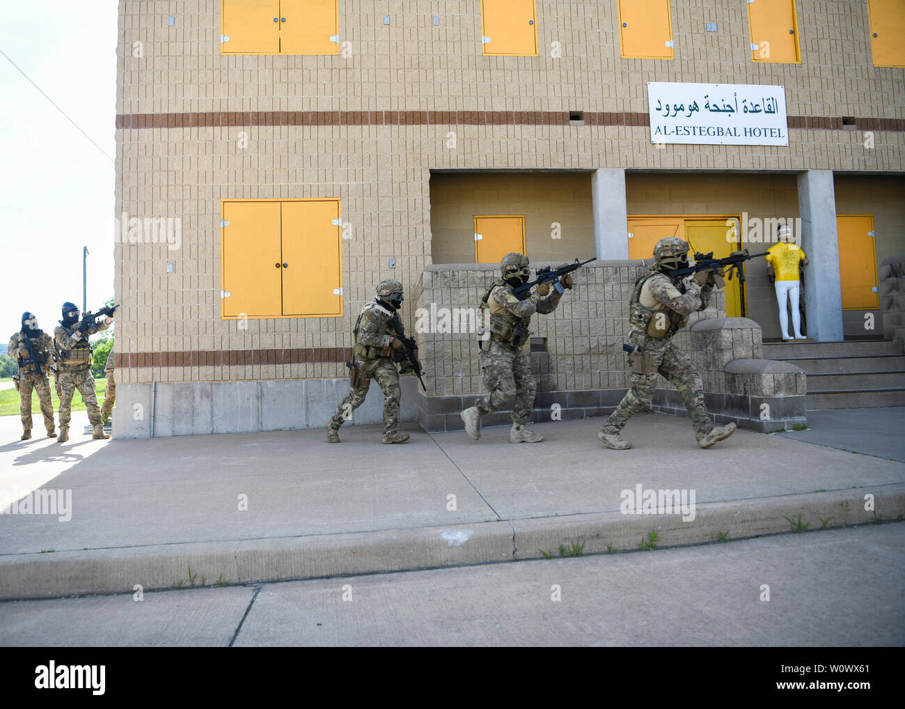 Explosive ordnance disposal eod unit hi-res stock photography and ...