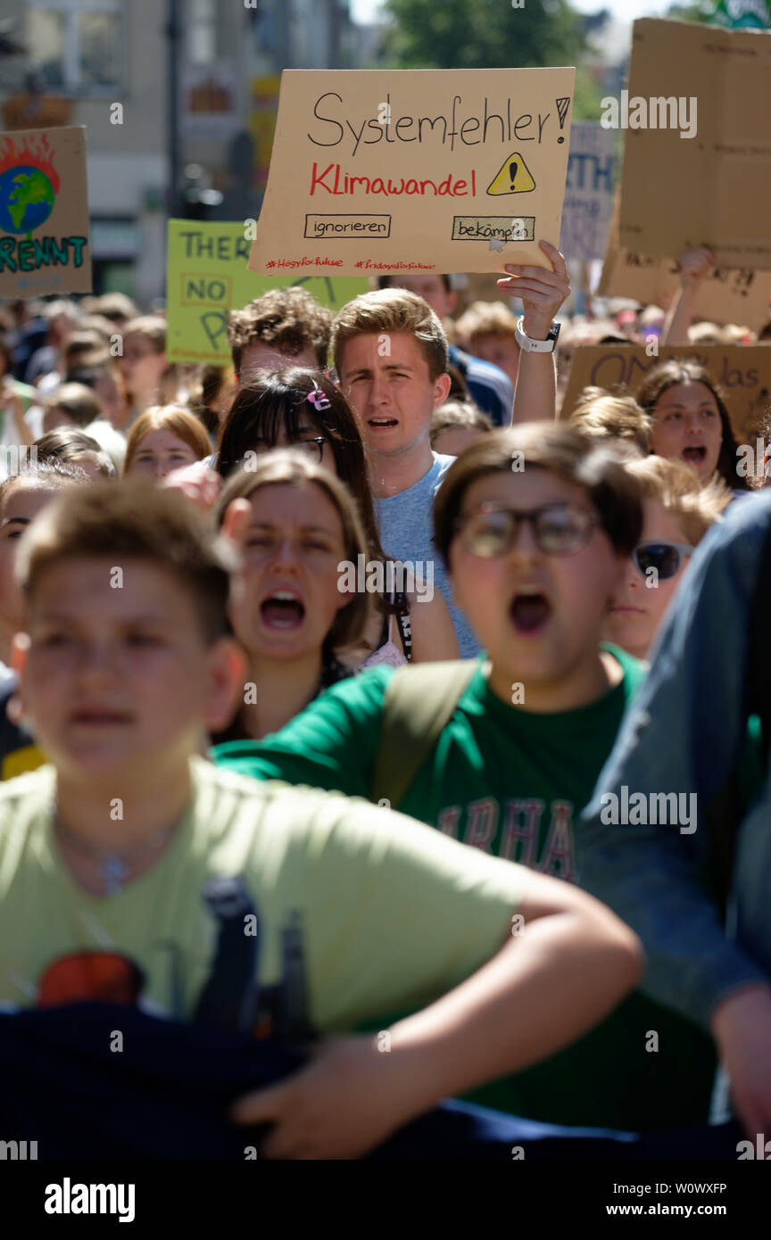 Aachen, Germany. 28th June, 2019. Several hundred participants of the ...