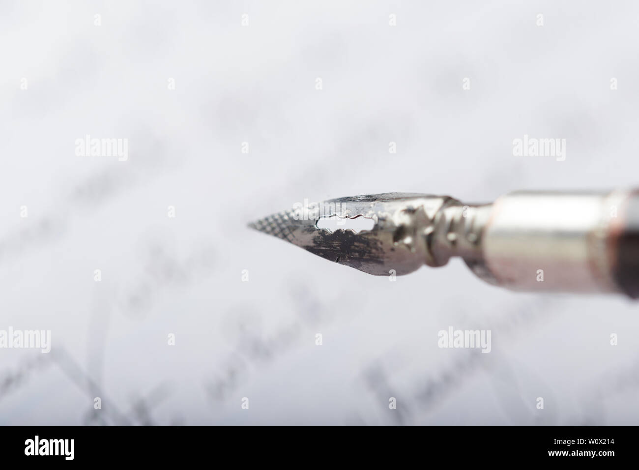Fountain pen on an antique handwritten letter Stock Photo - Alamy