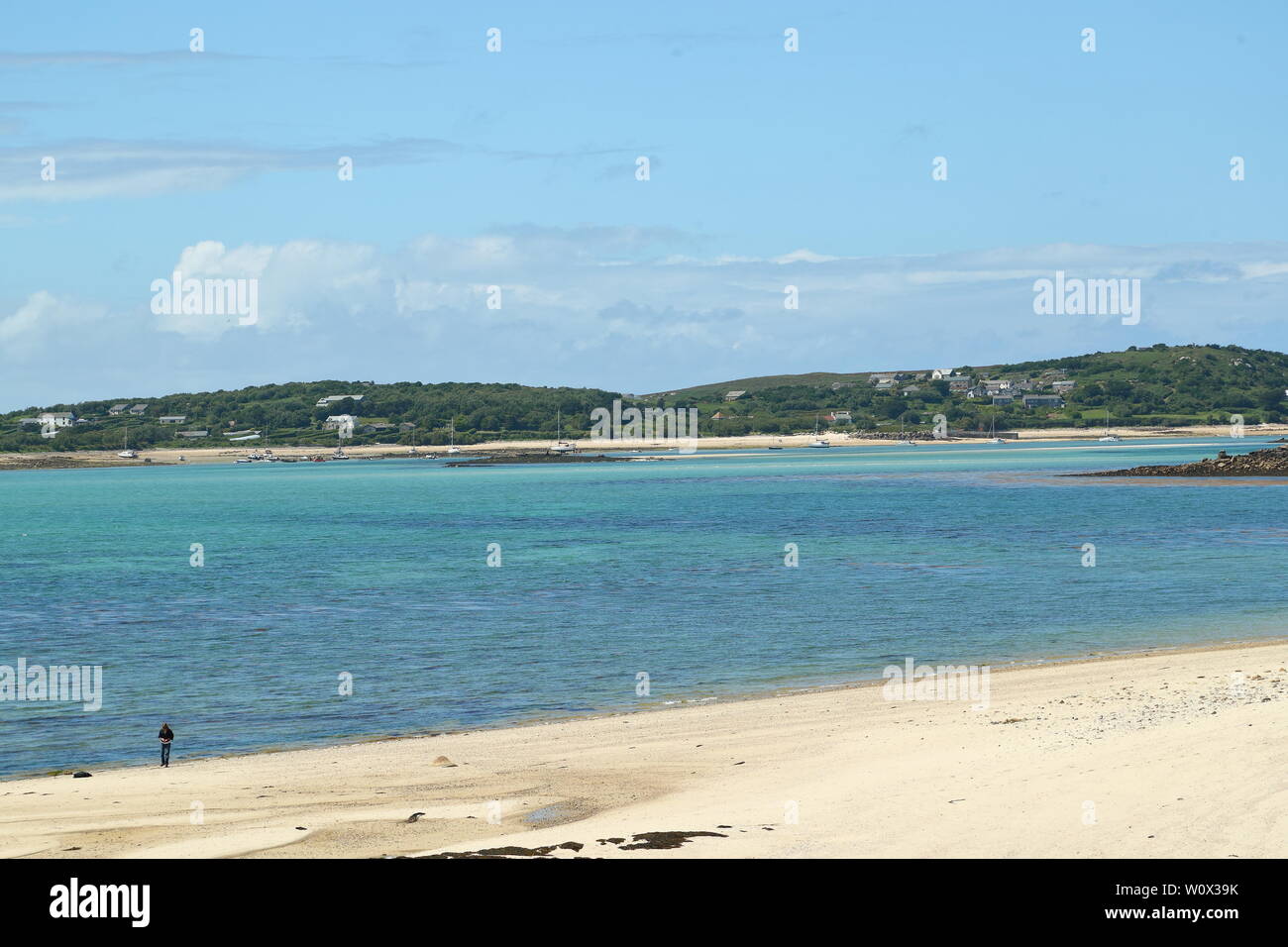 Beach on Tresco overlooking Bryher, Isles of Scilly, Cornwall, UK Stock ...