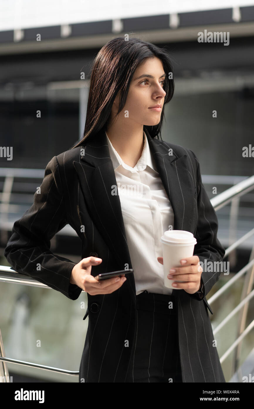 Girl work experience office hi-res stock photography and images - Alamy