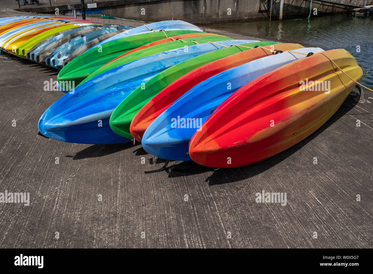 Kayaks on ground hi-res stock photography and images - Alamy