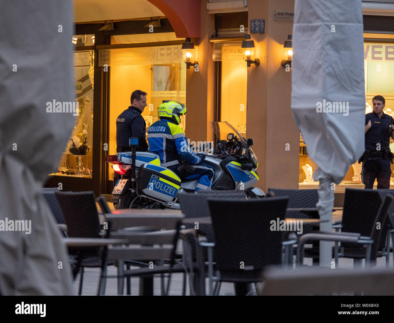 German police motorcycle hi-res stock photography and images - Alamy
