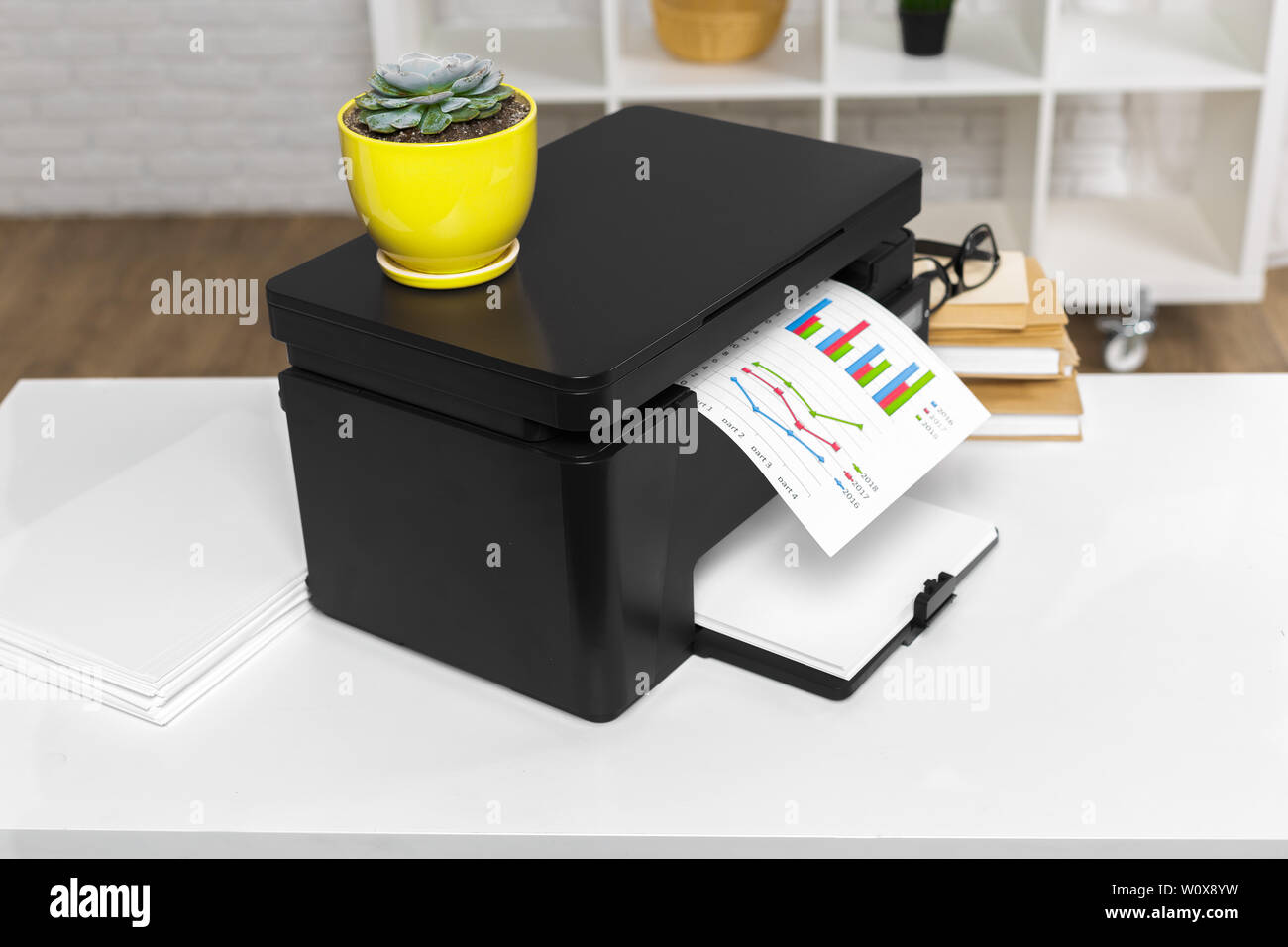 printer in office Stock Photo - Alamy