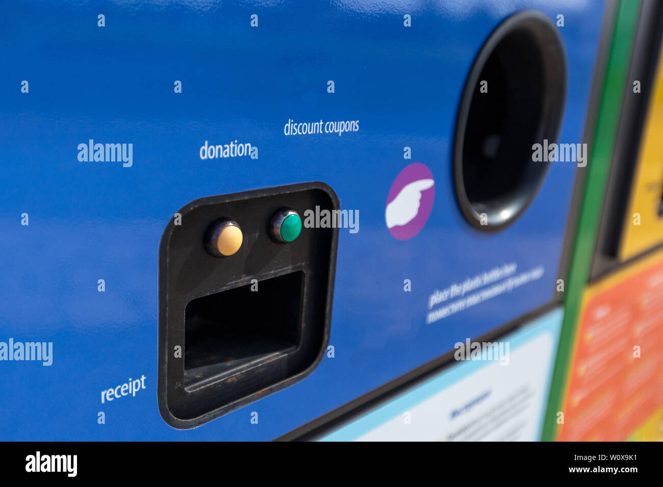 Reverse Vending Recycling Machine Stock Photo - Alamy