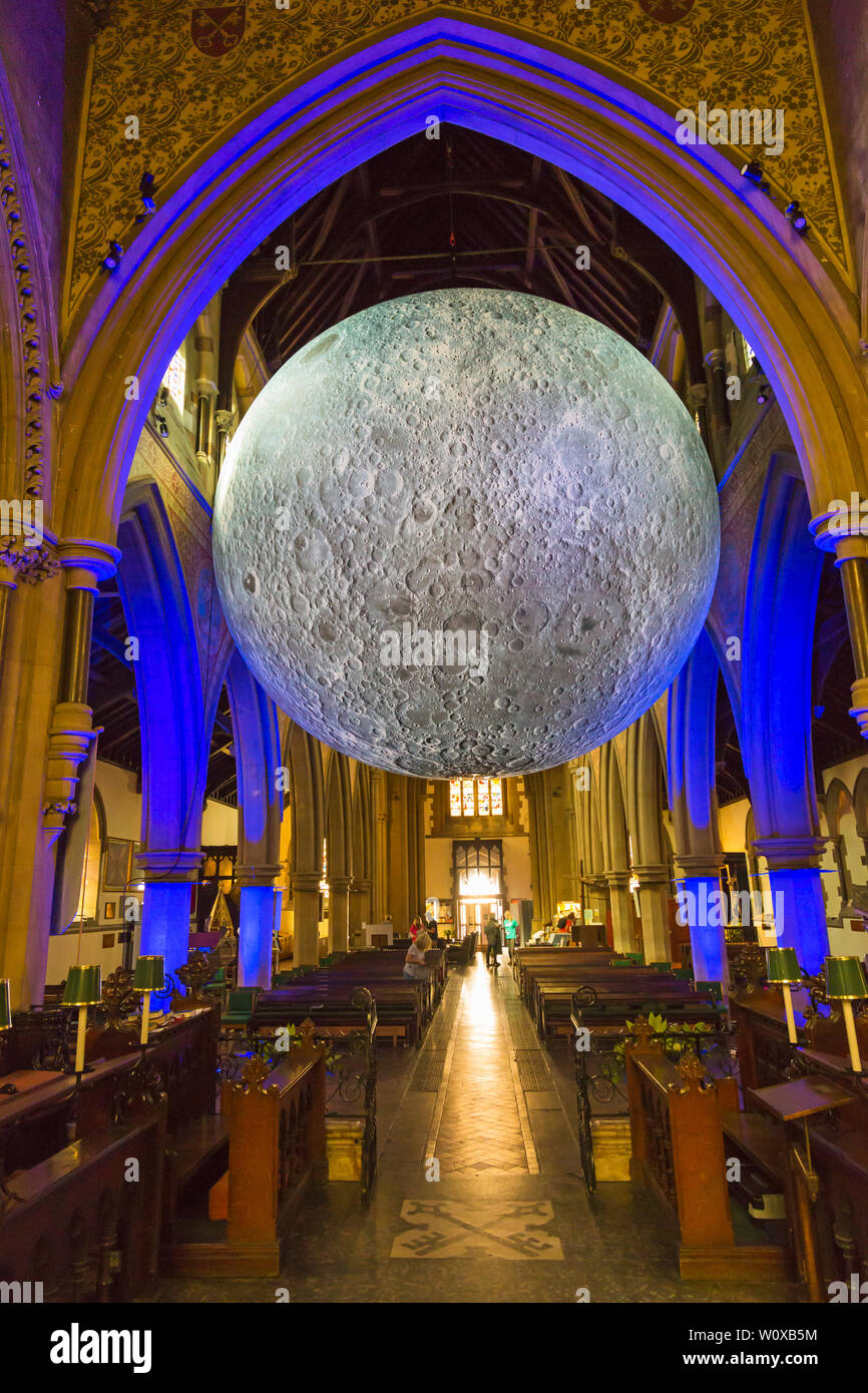 Bournemouth, Dorset, UK. 28th June, 2019. Dorset Moon, a celebration of ...