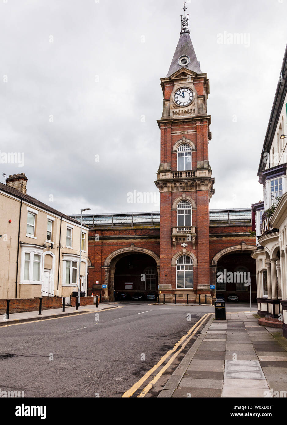 Front entrance to Darlington Railway Station,England,UK Stock Photo - Alamy