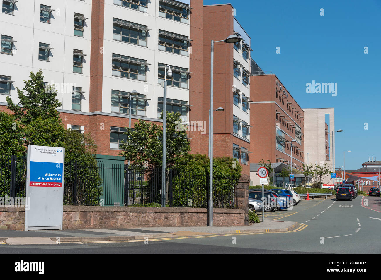 Whiston hospital hi-res stock photography and images - Alamy