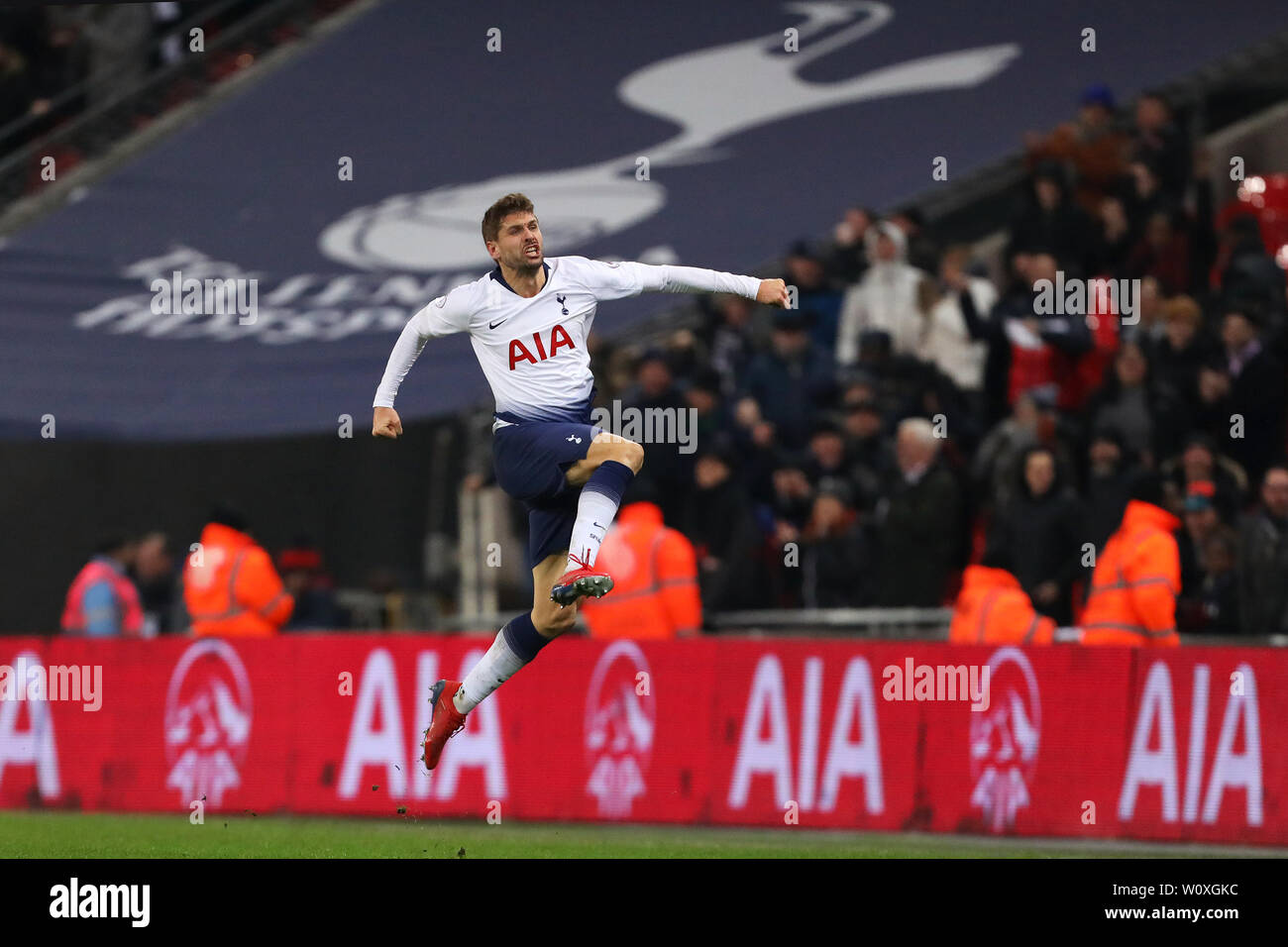 Fernando Llorente of Tottenham Hotspur celebrates after scoring the ...