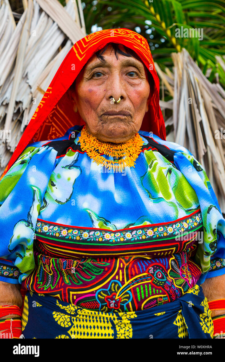 Kuna ethnic group village, San Blas archipelago, Kuna Yala Region ...