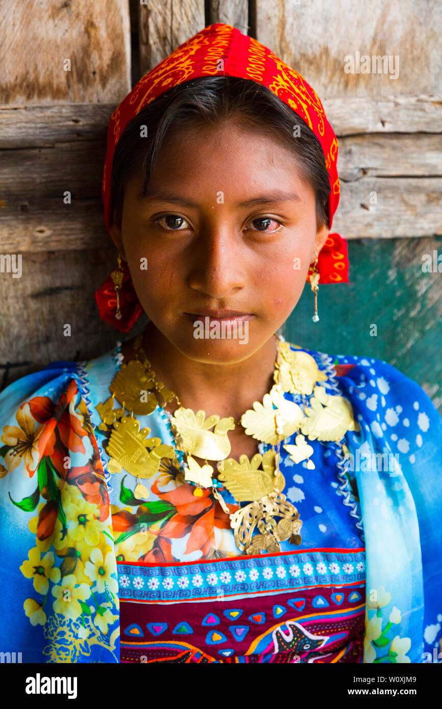 Kuna ethnic group village, San Blas archipelago, Kuna Yala Region ...