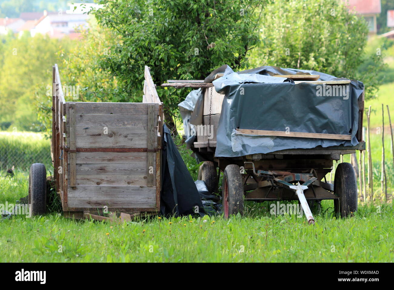Two tractor trailers hi-res stock photography and images - Alamy