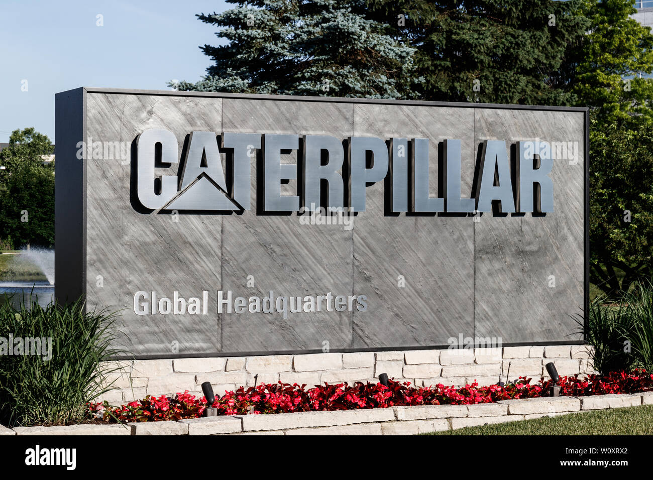 Deerfield - Circa June 2019: Caterpillar Global Headquarters ...