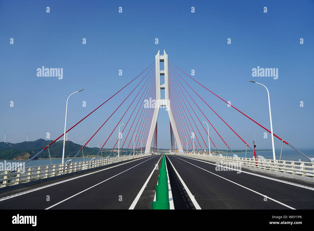 Poyang lake bridge hi-res stock photography and images - Alamy