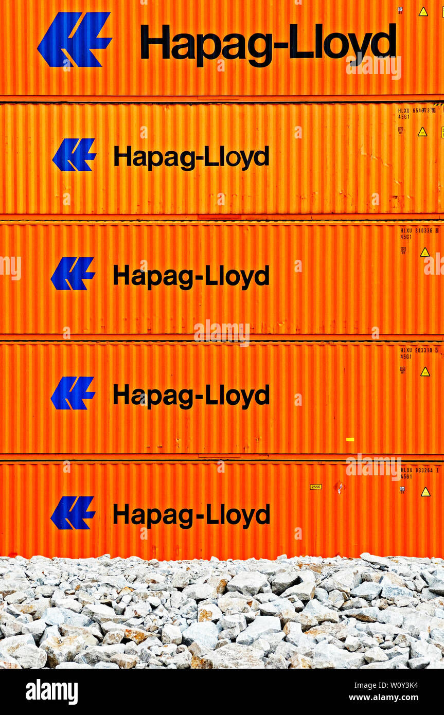 Malaysia shipping container hi-res stock photography and images - Alamy