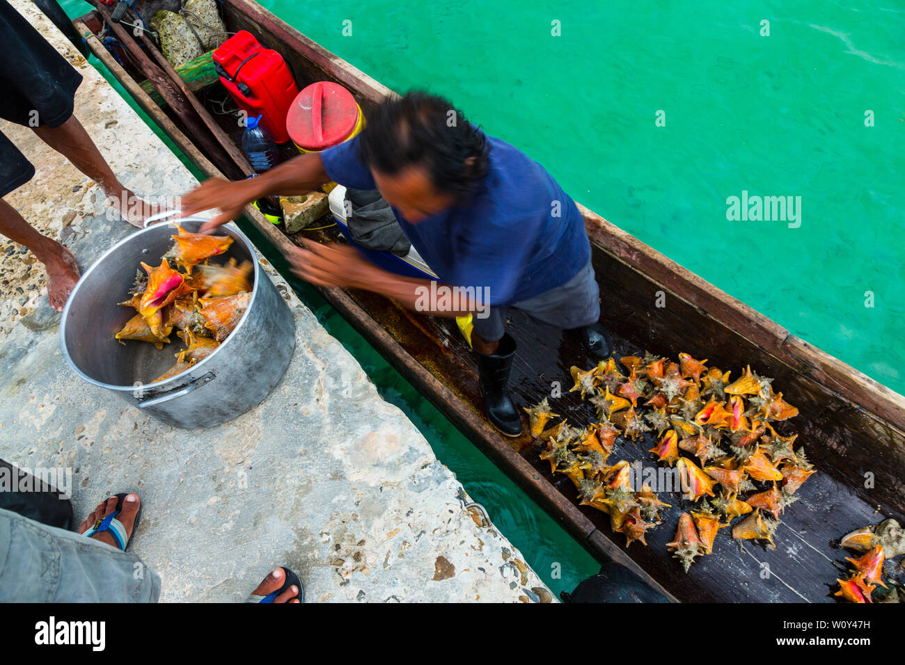 Fishing boat, San Blas Archipelago, Kuna Yala Region, Panama, Central ...