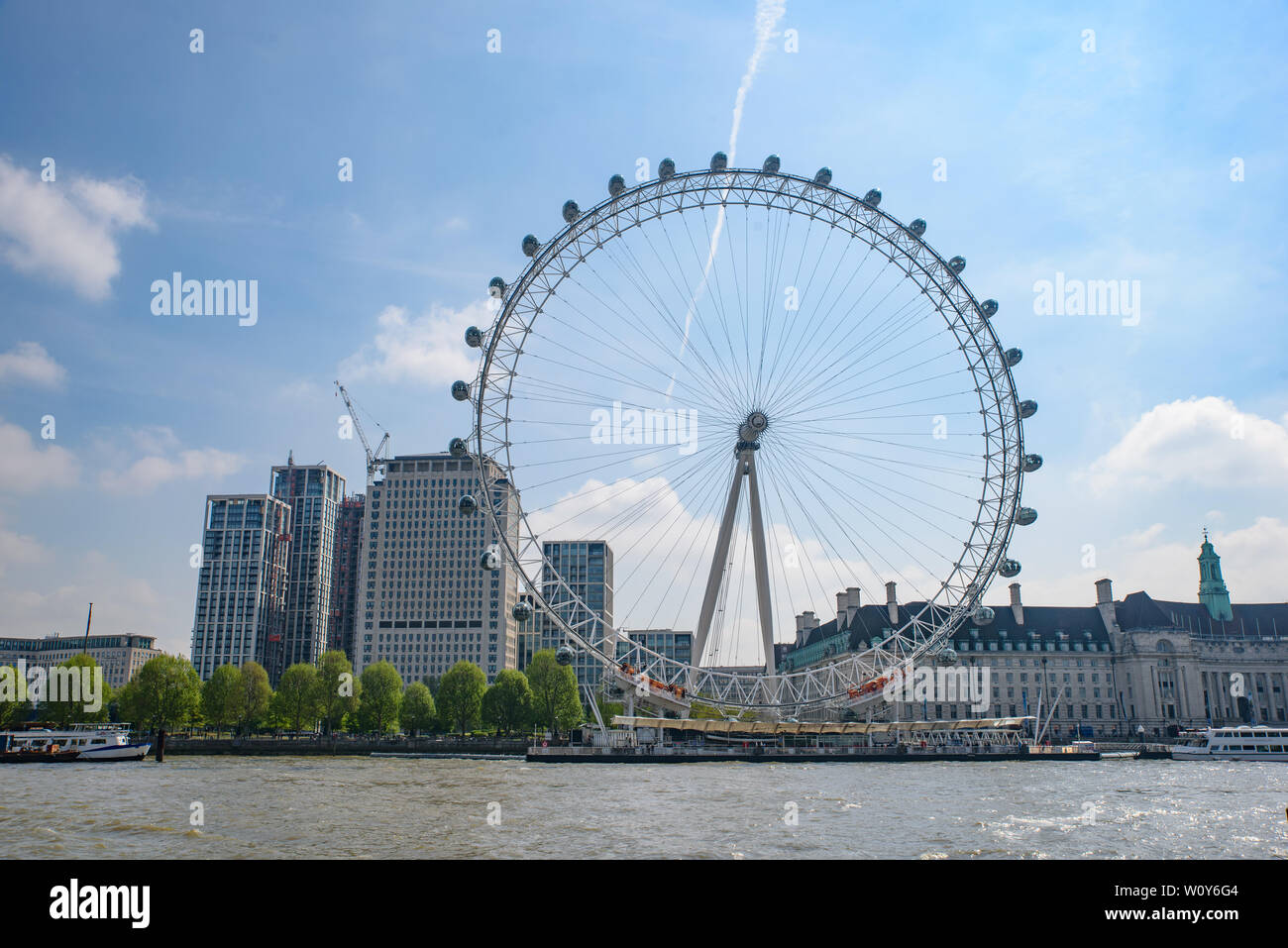 English wheel hi-res stock photography and images - Alamy