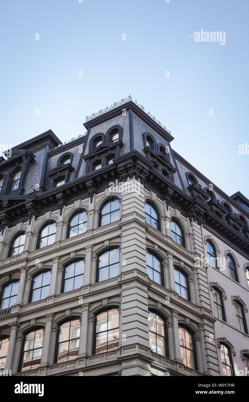 Affordable housing new york city hi-res stock photography and images ...