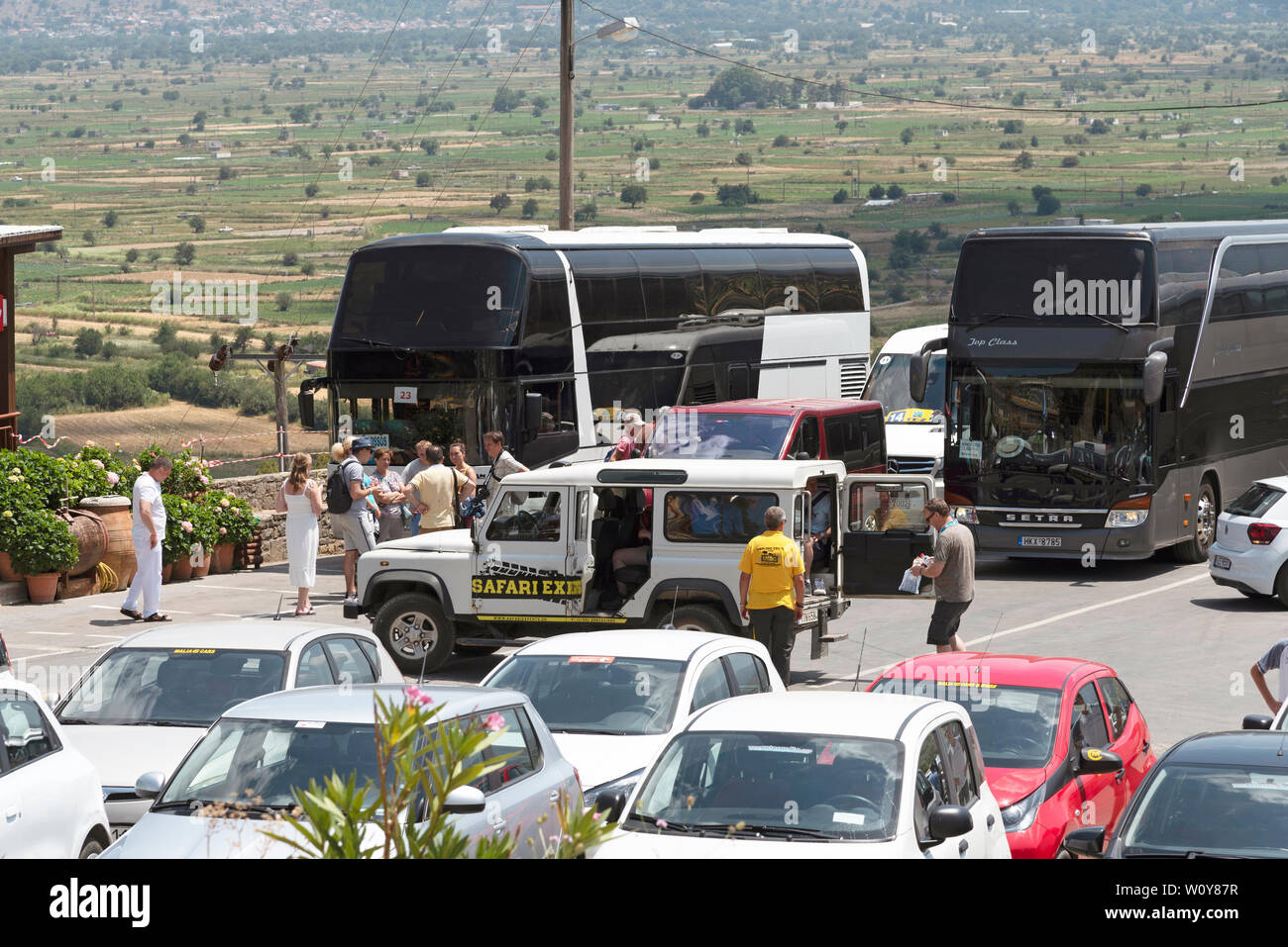 Crete buses hi-res stock photography and images - Alamy