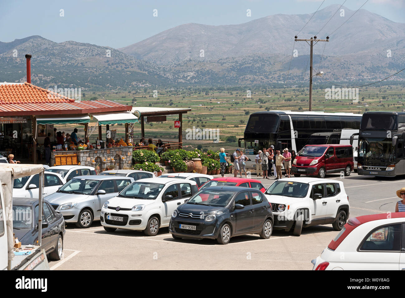Crete buses hi-res stock photography and images - Alamy