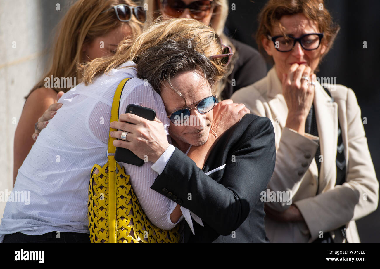 Father attacks hi-res stock photography and images - Alamy