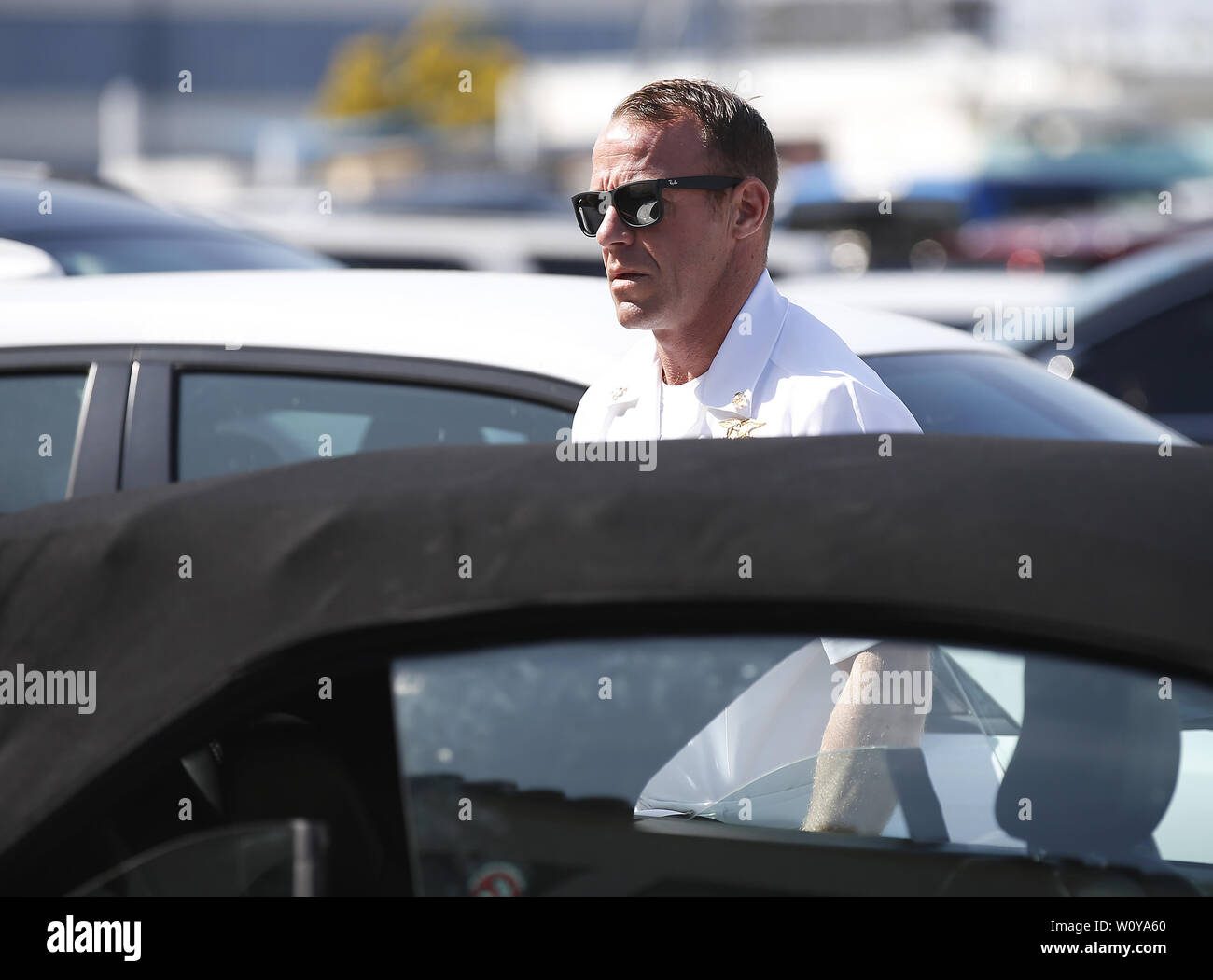 Edward gallagher navy hi-res stock photography and images - Alamy