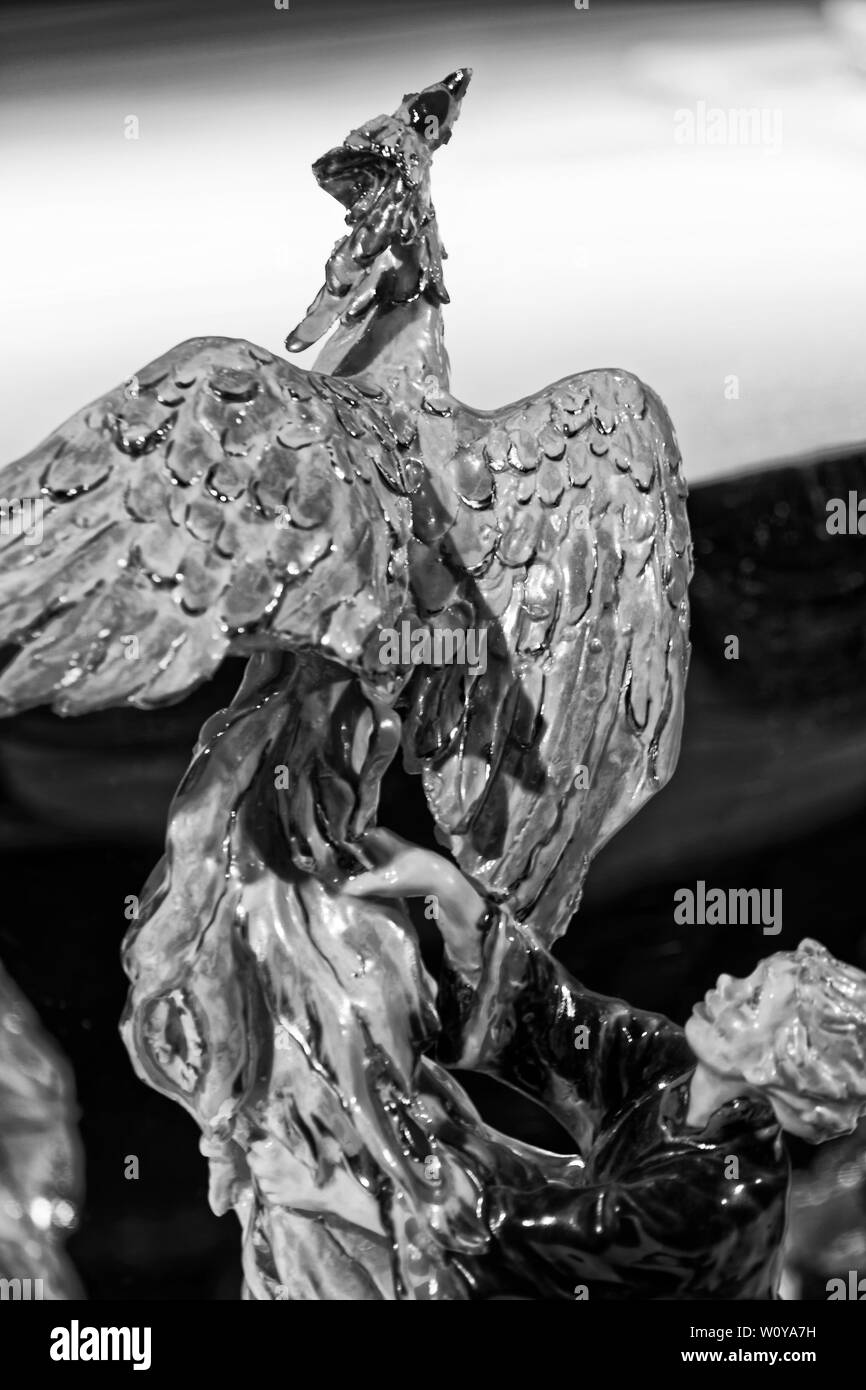 Firebird sculpture hi-res stock photography and images - Alamy