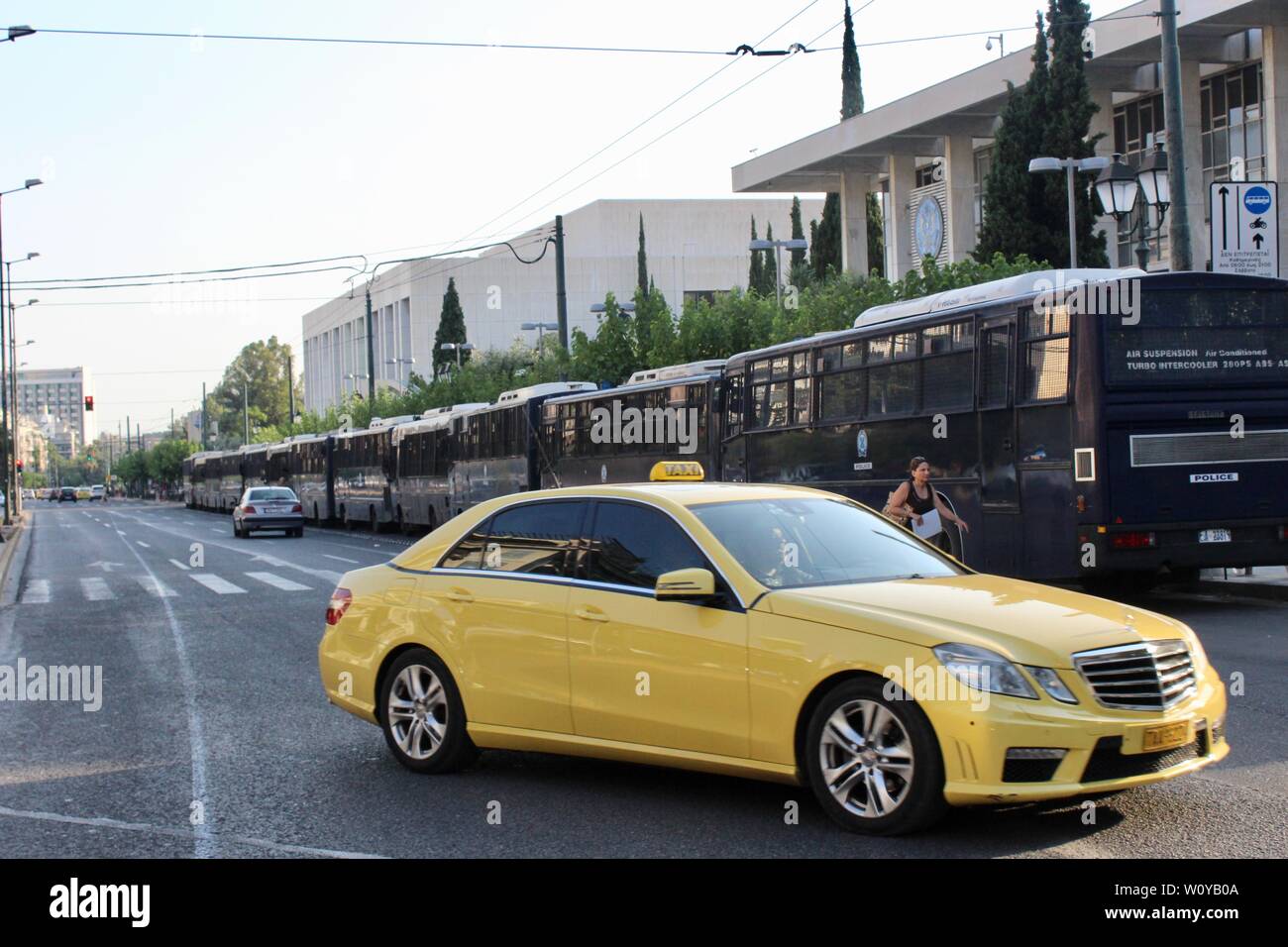 Police buses hi-res stock photography and images - Alamy