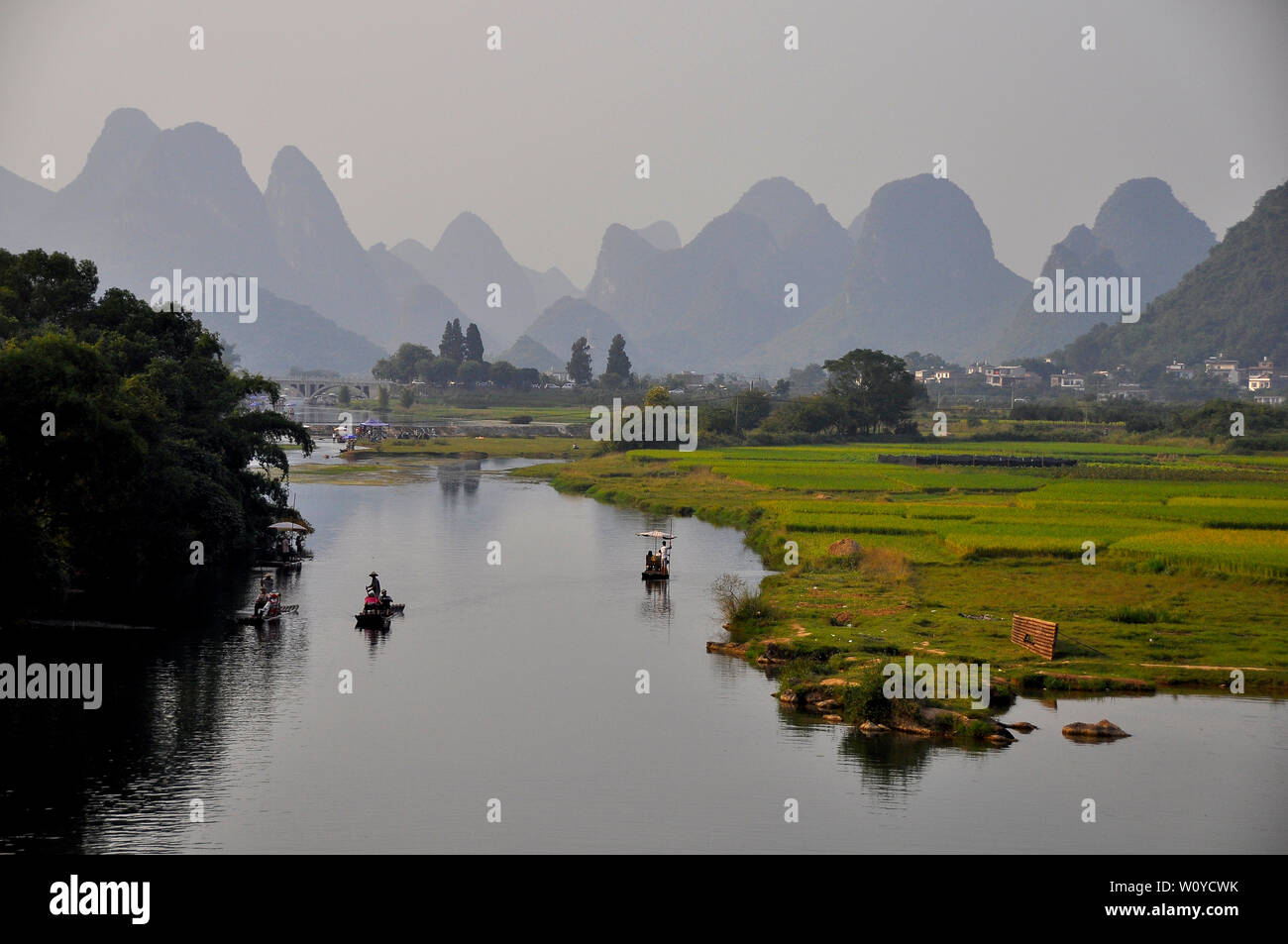 Guilin li river hi-res stock photography and images - Alamy