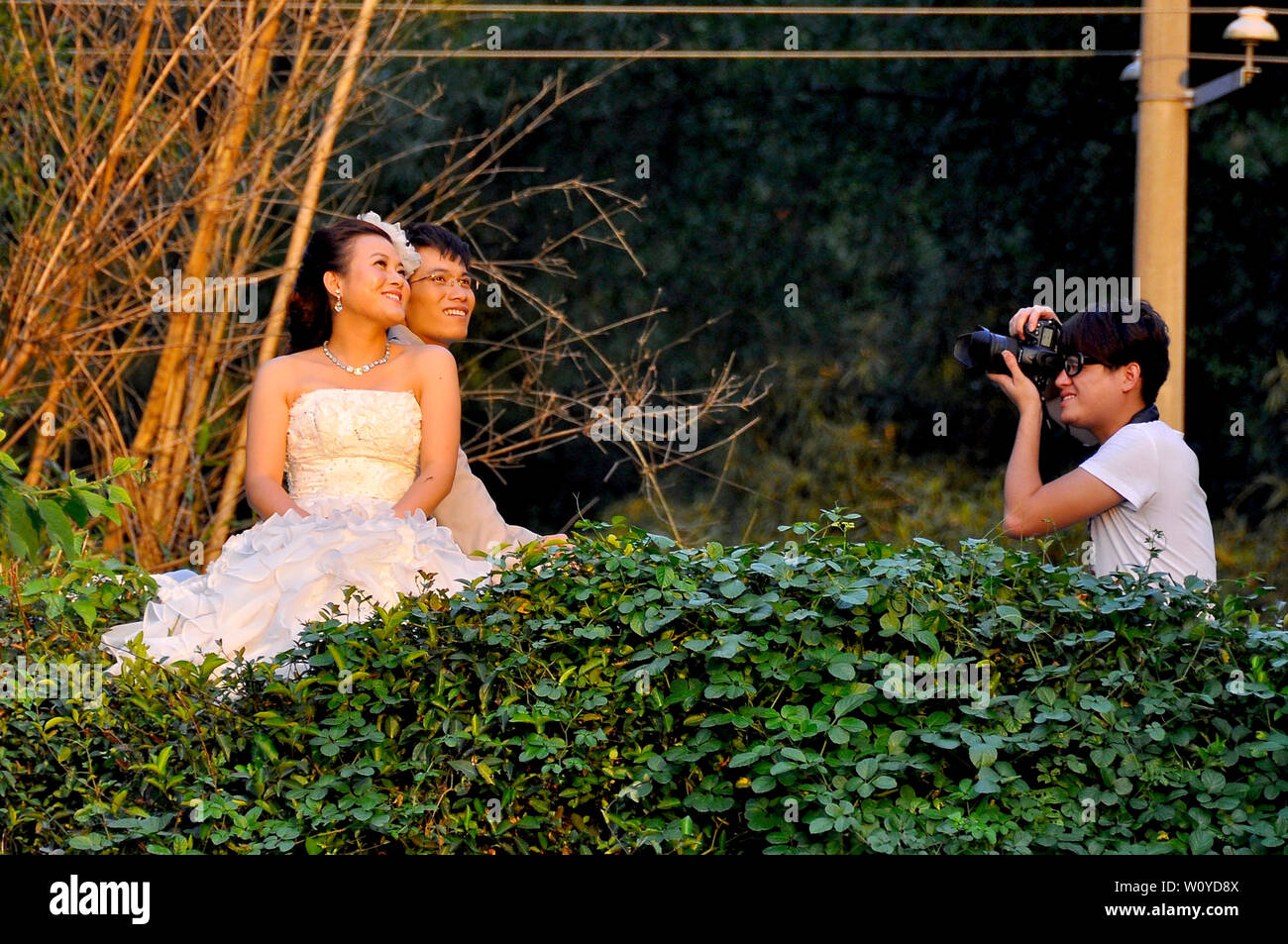 Chinese couple have wedding photos taken by river in Yangshuo, Guilin ...