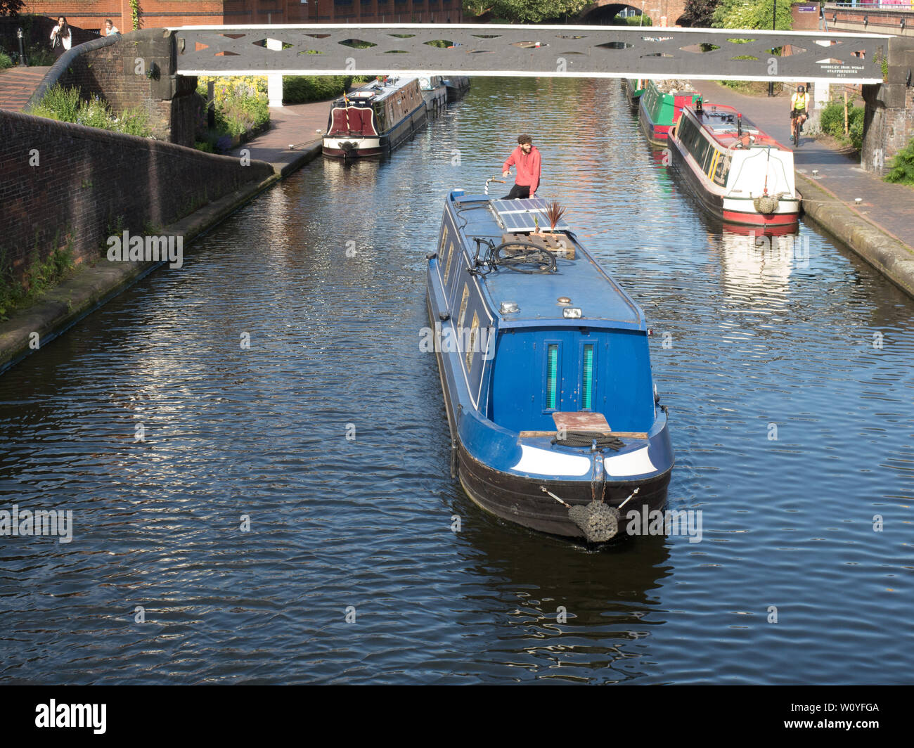 Birmingham Worcester Canal, Broad st area Stock Photo - Alamy