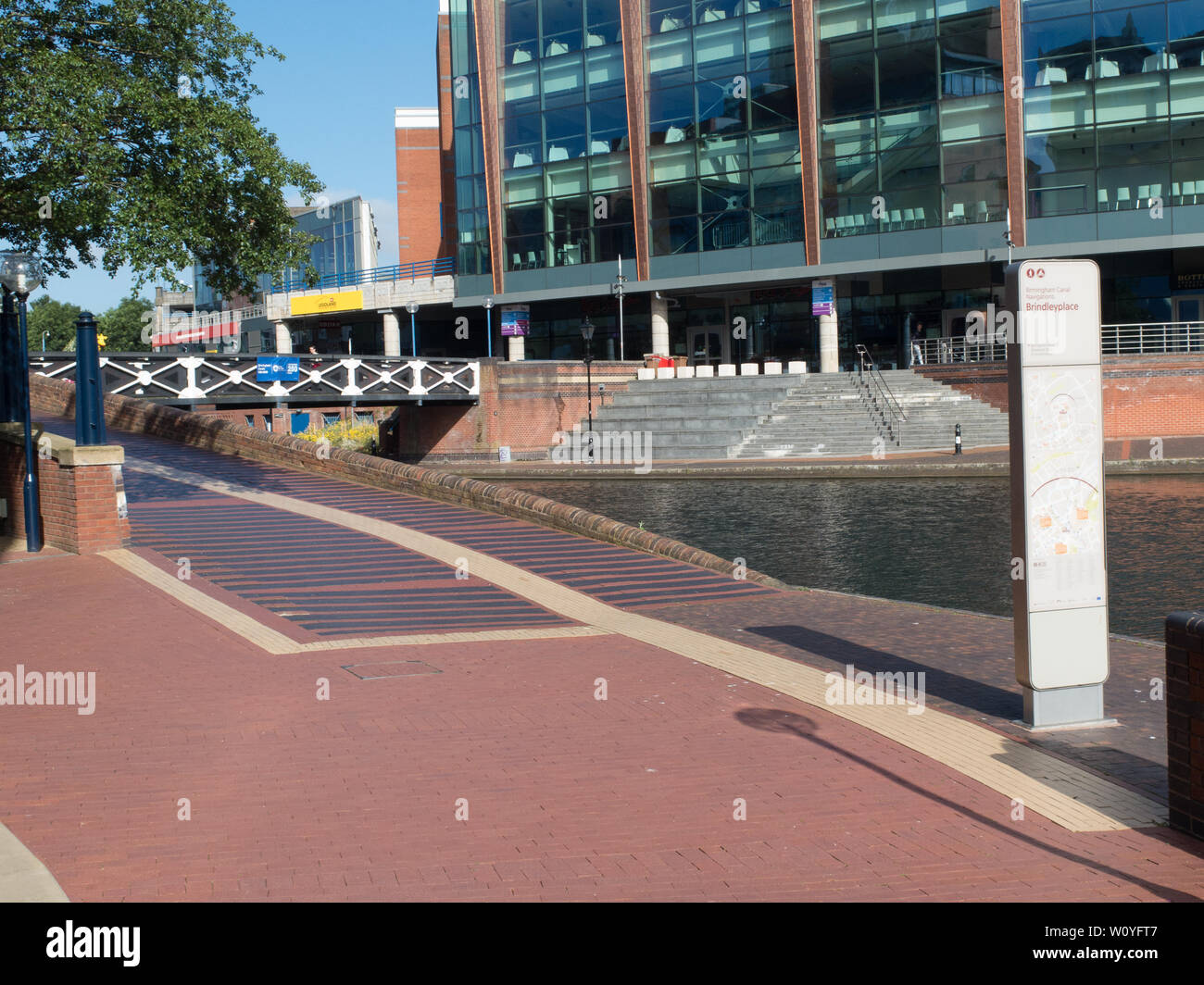 Broad street birmingham historic hi-res stock photography and images ...