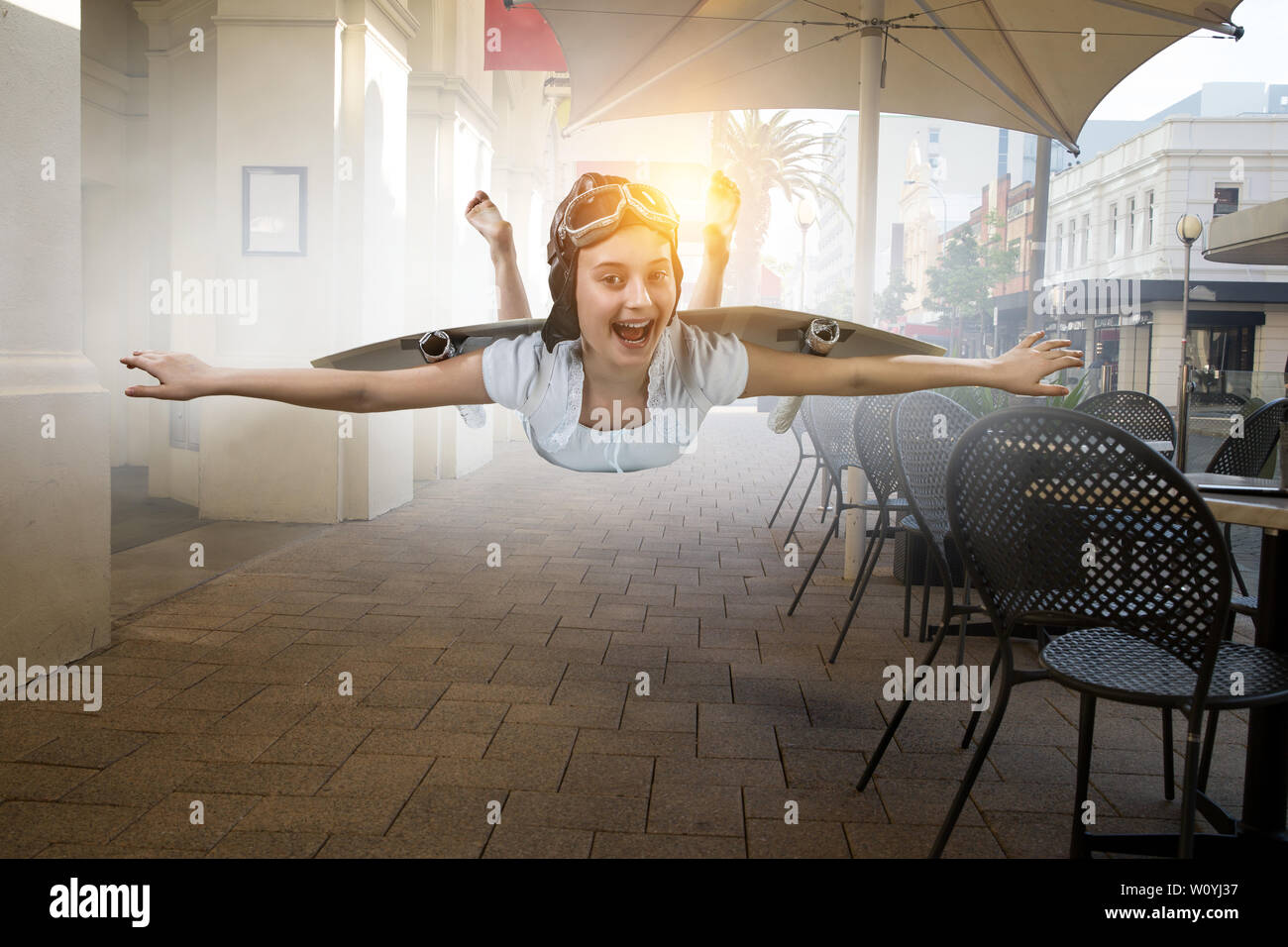 Papercraft city hi-res stock photography and images - Alamy