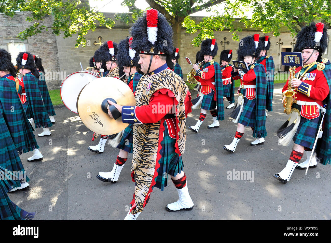F company scots guards hi-res stock photography and images - Alamy