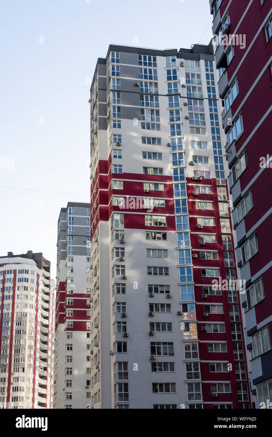 Construction of multi-storey residential buildings, new houses in Kiev ...