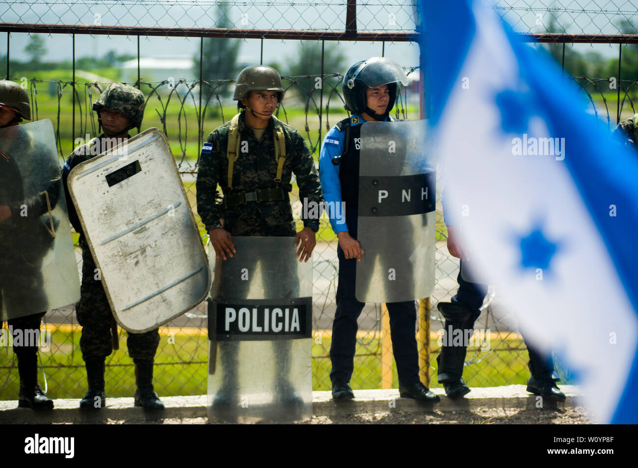 Toncontin airport hi-res stock photography and images - Alamy