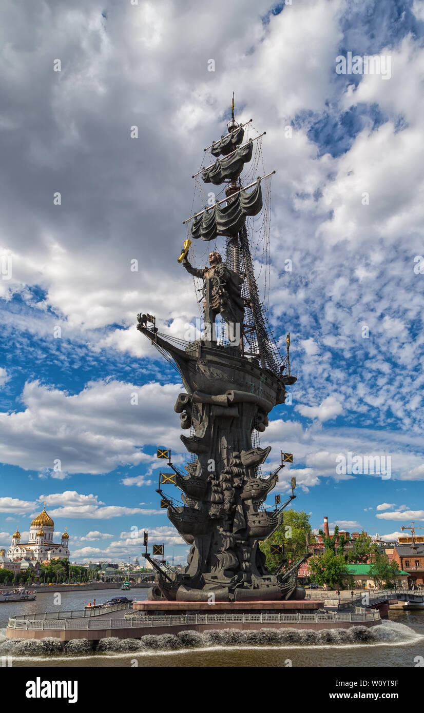 Peter the great statue hi-res stock photography and images - Alamy