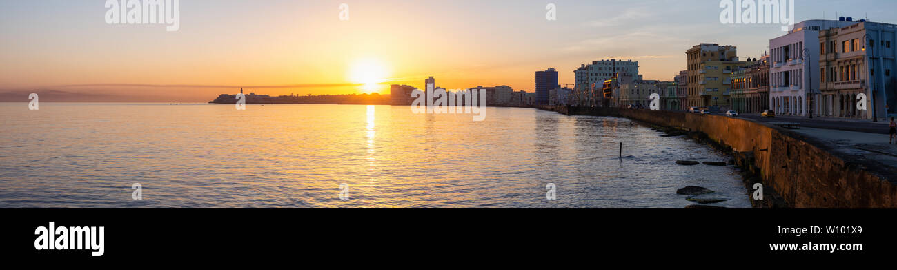 Beautiful Panoramic view of the Old Havana City, Capital of Cuba ...