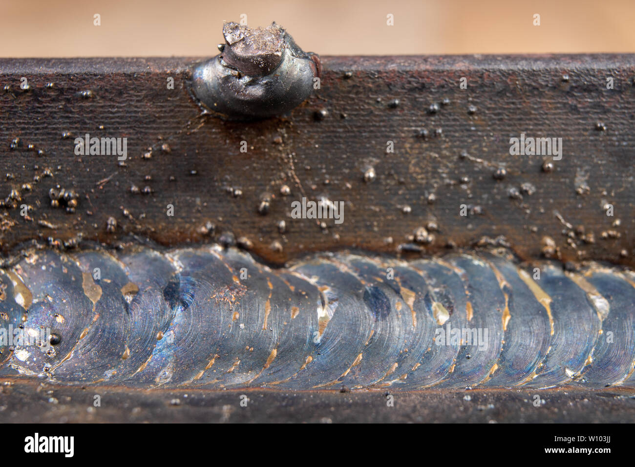 The fillet weld is placed using the MAG method. Errors in steel ...