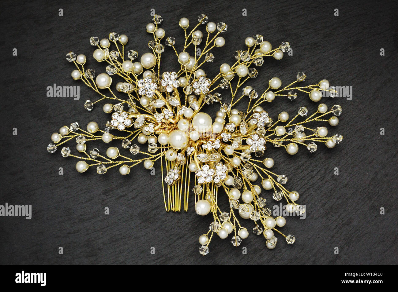 Wedding broaches hi-res stock photography and images - Alamy