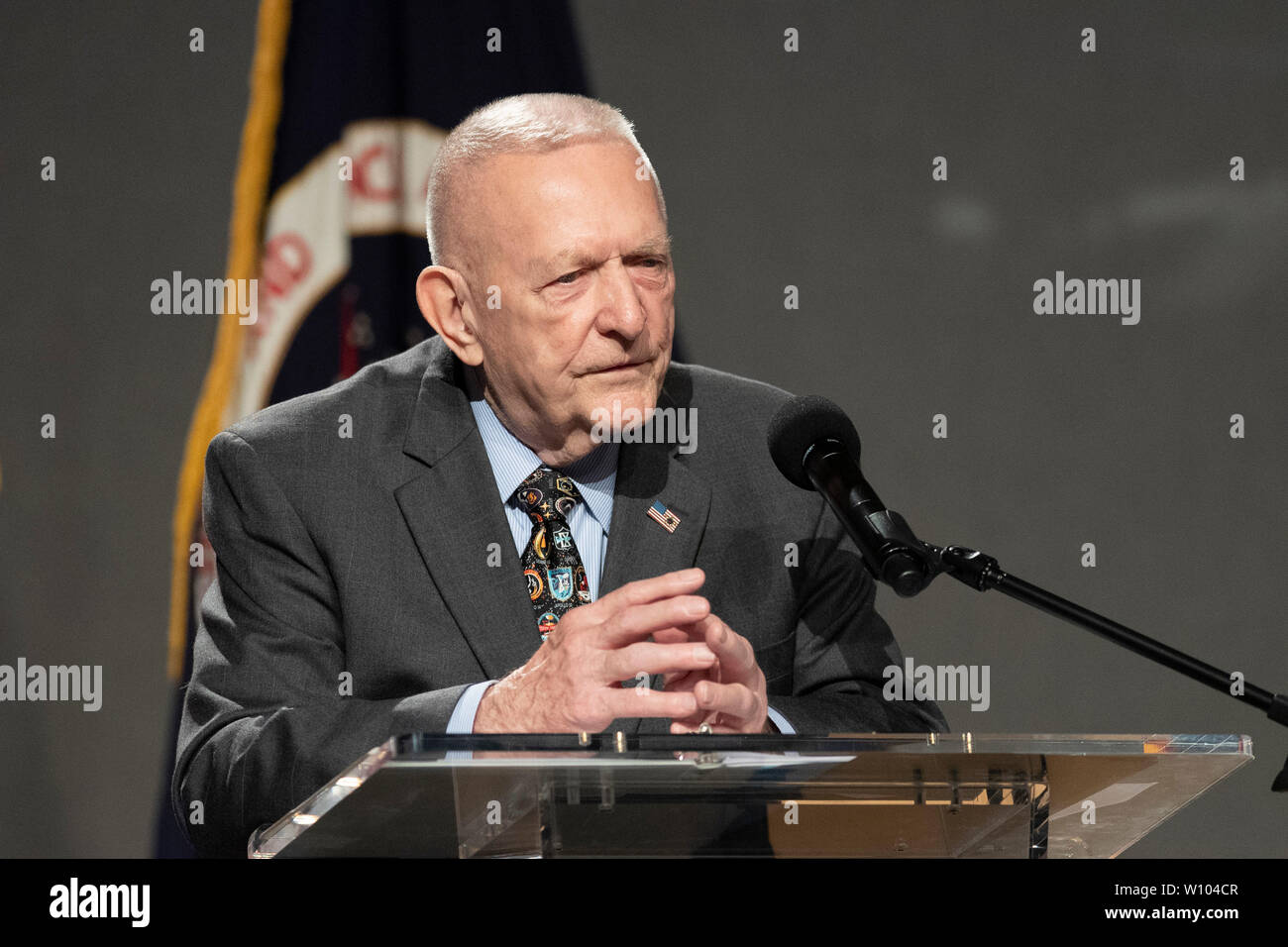 Apollo 11 Flight Director Gene Krantz gives his recollections of the ...