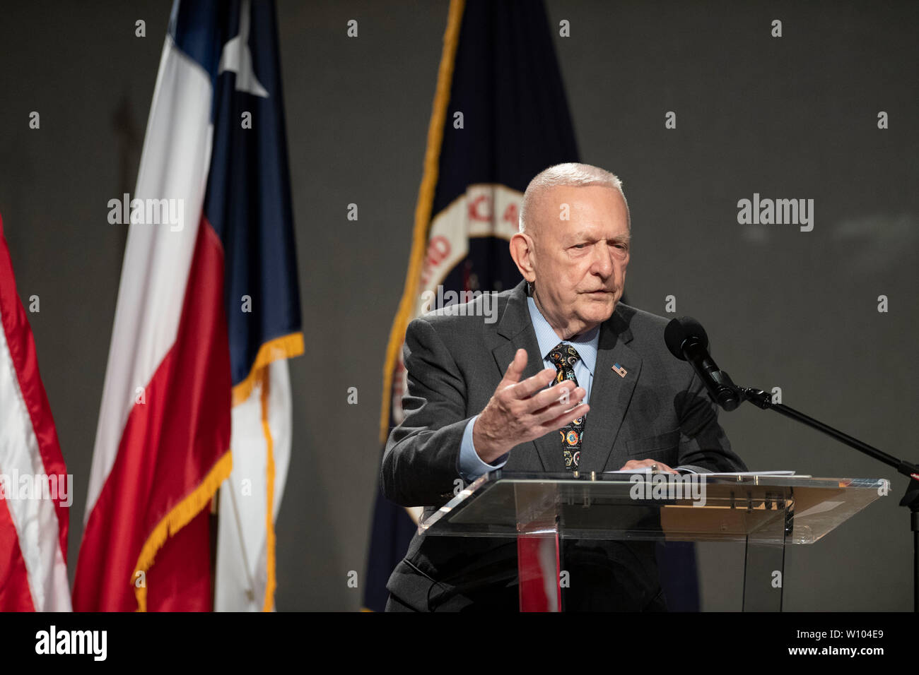Apollo 11 Flight Director Gene Kranz gives his recollections of the day ...