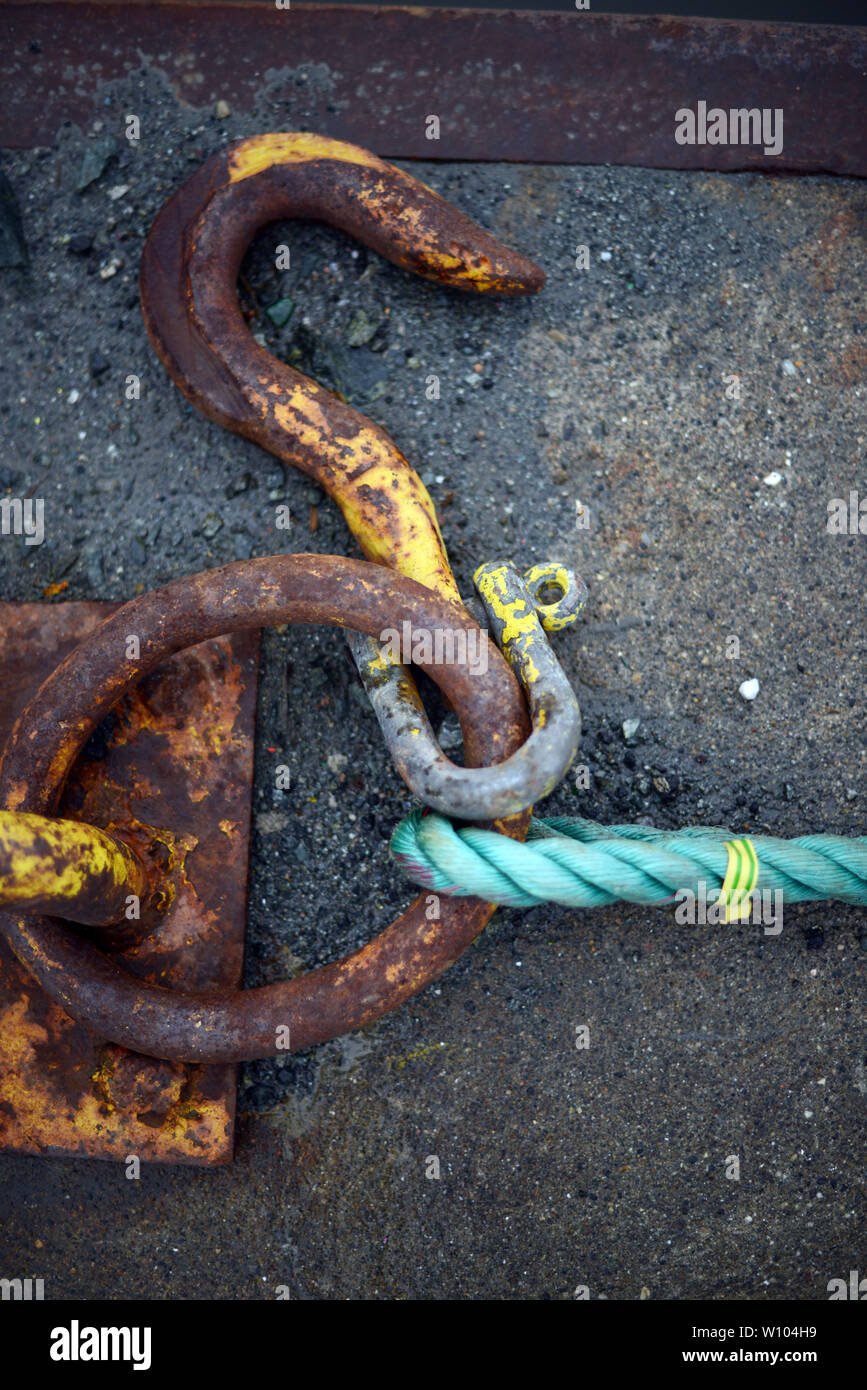 Mooring bar hi-res stock photography and images - Alamy