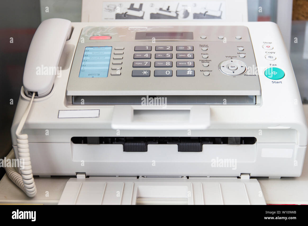 Fax machine and telephone hi-res stock photography and images - Alamy