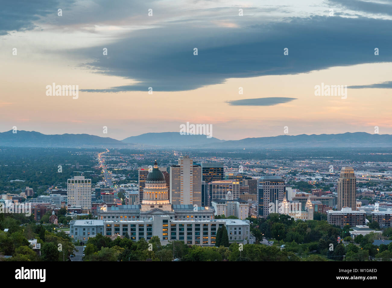 Utah state capitol building view hi-res stock photography and images ...