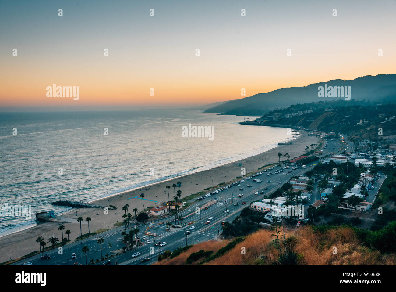 Sunset view from The Point at the Bluffs, in Pacific Palisades, Los ...